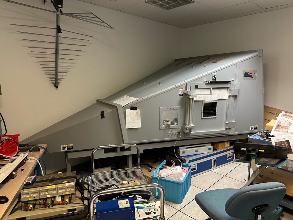 Used GTEM - ETS Lindgren 5407 - EMC Chambers & Test Equipment